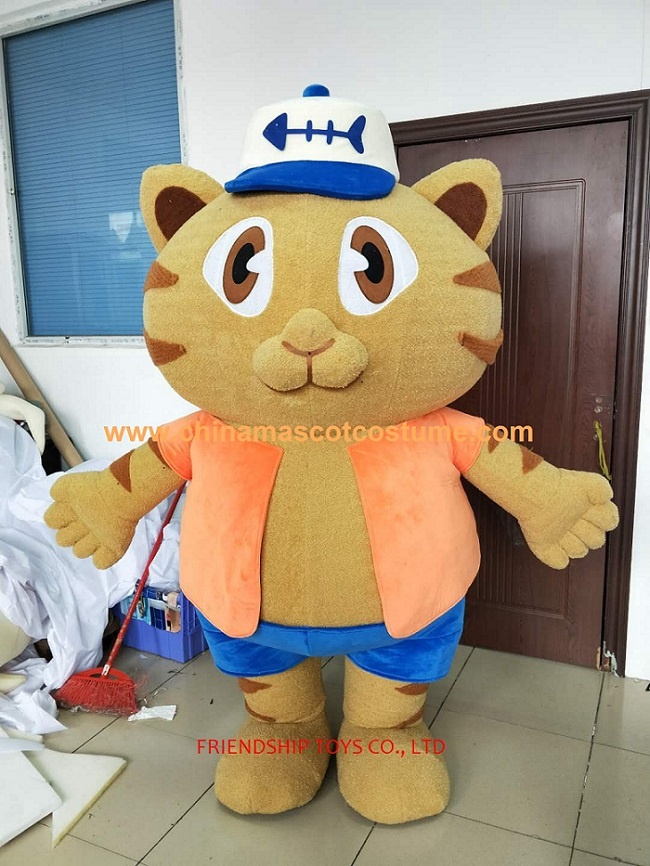 Inflatable cat animal mascot costume, customized inflatable mascot ...